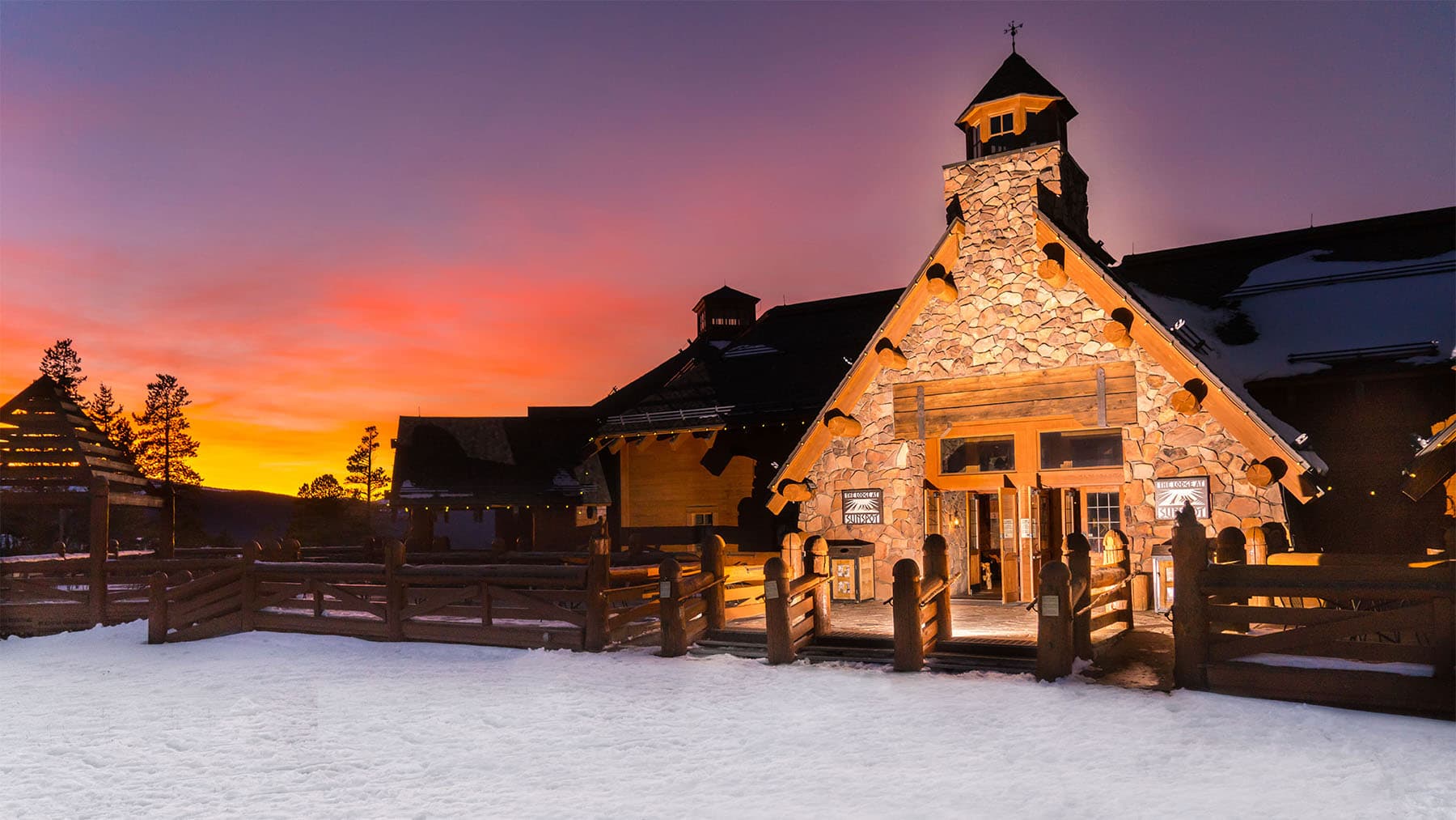 Sunspot Mountaintop Lodge